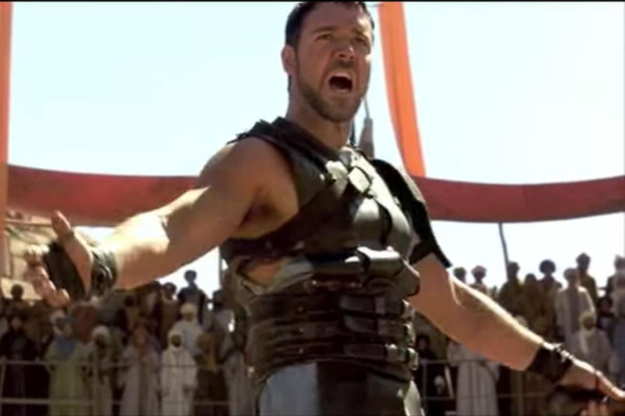 [Pics] Russell Crowe Weight Gain -- Before After Fat Photos
