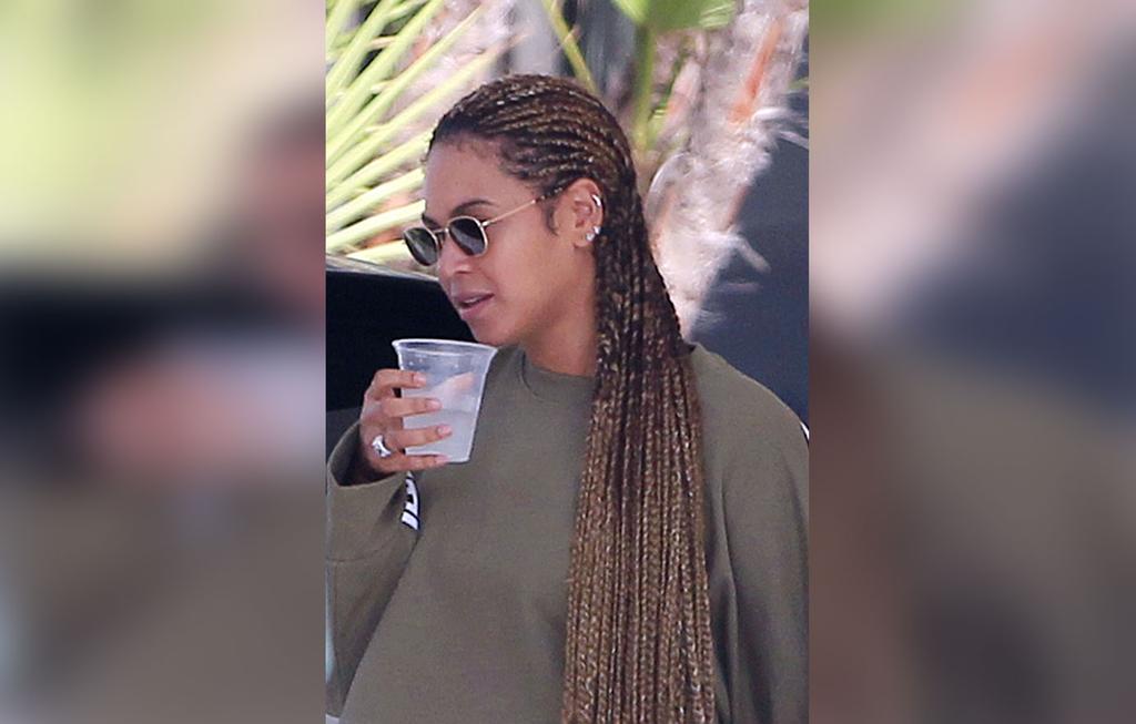 Beyoncé And Jay Z Spend Romantic Valentines Weekend On Luxury Yacht In ...