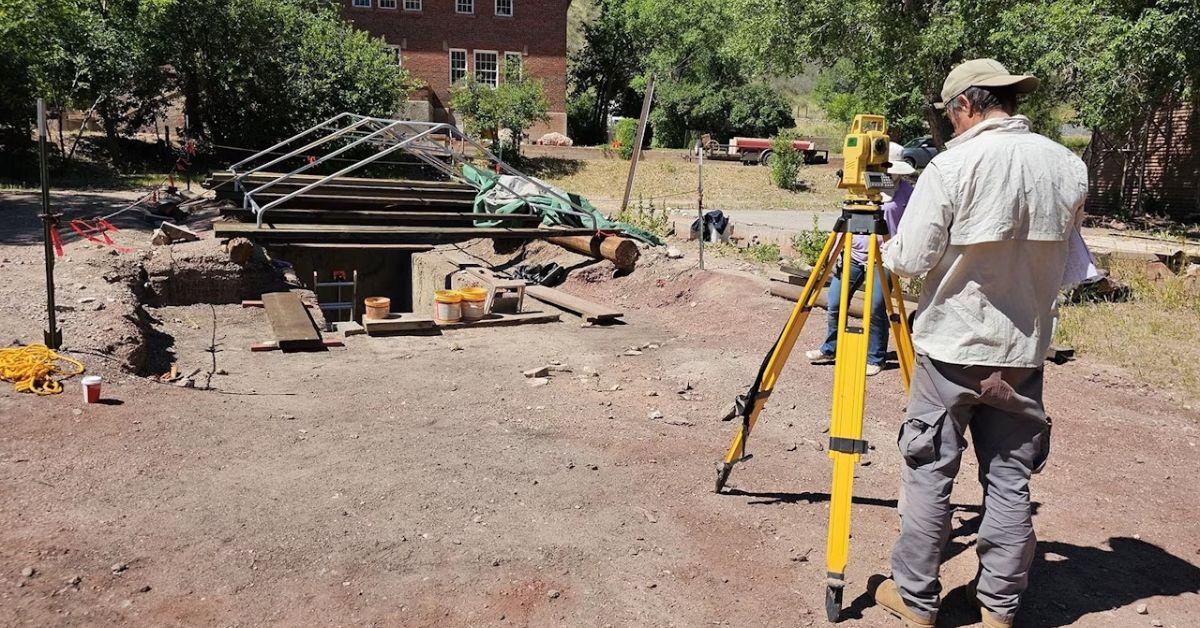 Unearthing 14,000-Year-Old Secrets at Wyoming’s Sunrise Dig Site