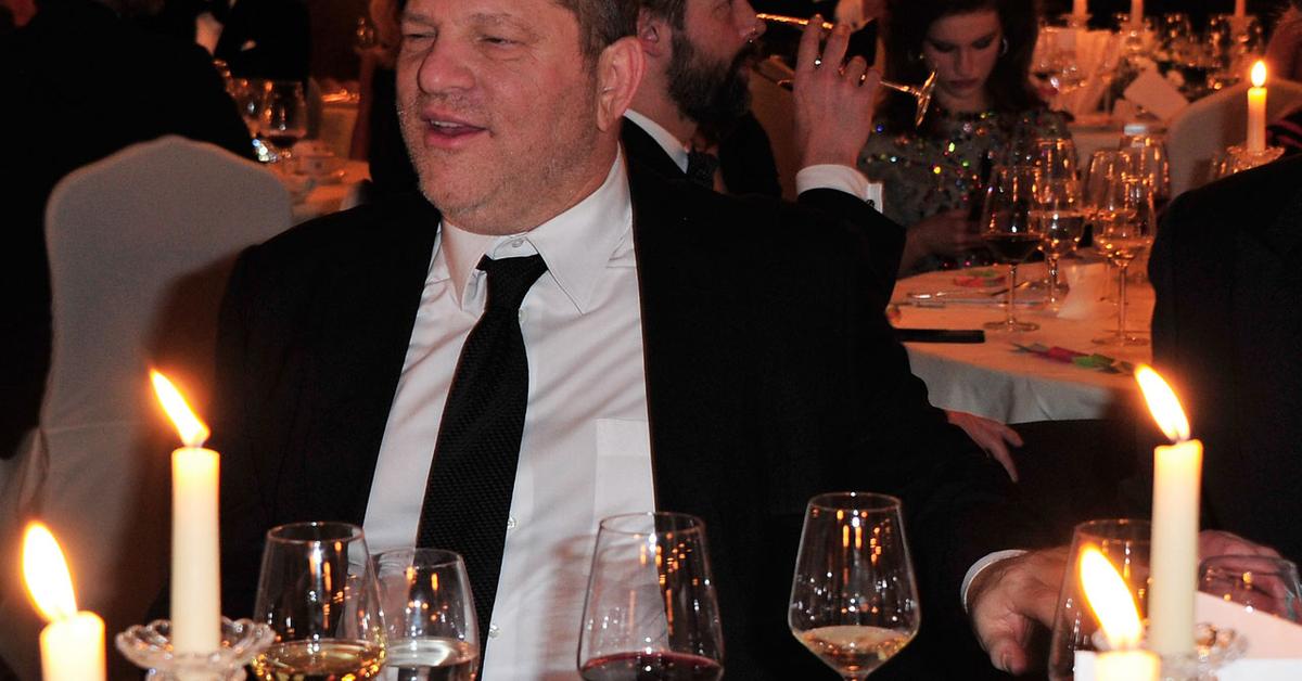 Harvey Weinstein Dines At Sammy the Bull's Famous Eatery Before Rehab