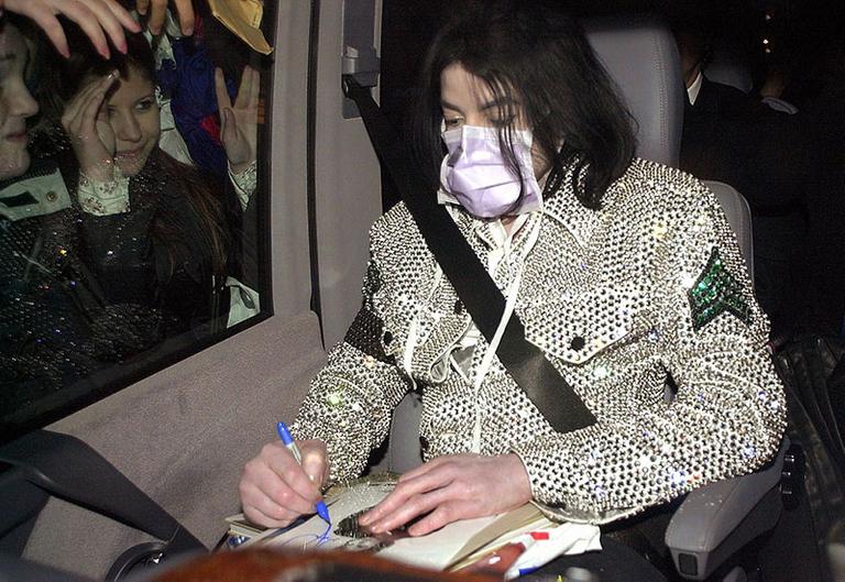 Night Sweats & Paranoia! Michael Jackson's Doc Reveals Star's Secret ...