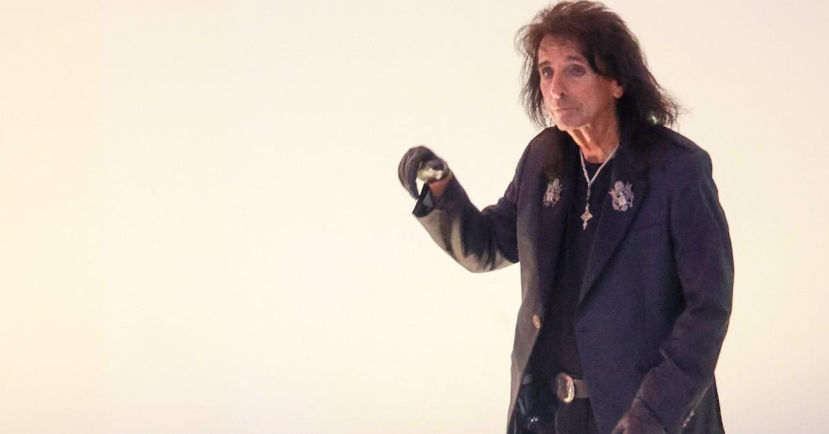 EXCLUSIVE: Alice Cooper at 77 — And How He’s Now Deaf, Alone and ...