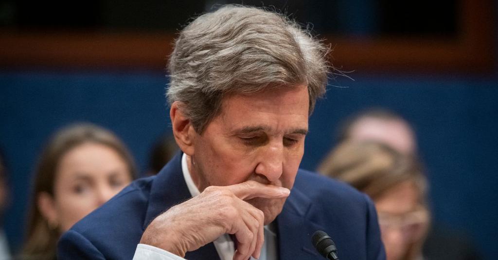 John Kerry Accused of Farting During Climate Change Speech