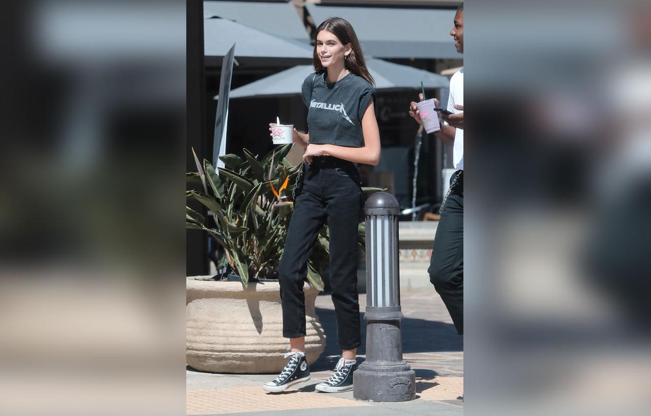 Kaia Gerber Looks Thin During FroYo Run