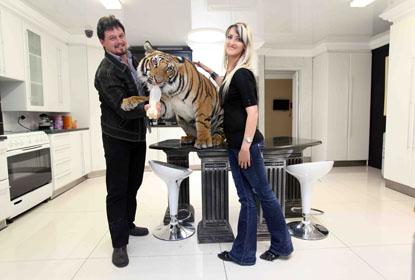 Michael Jamison And Girlfriend Jackie Smit Show Off Their Pet Bengal Tiger