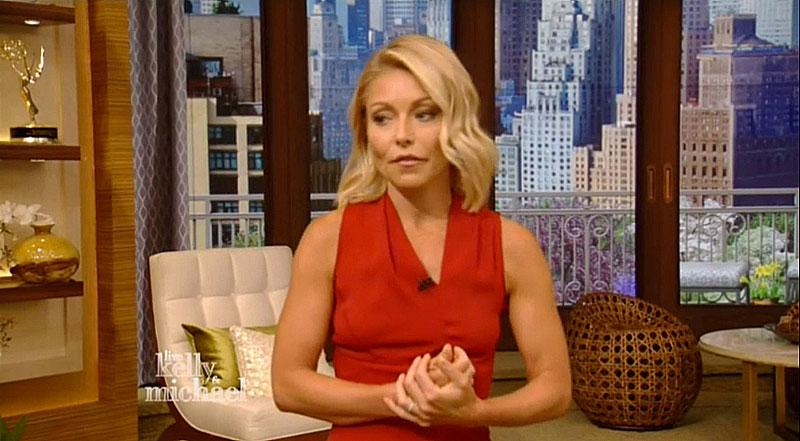Actions Speak Louder Than Words! Body Language Expert Says Kelly 'Angry ...