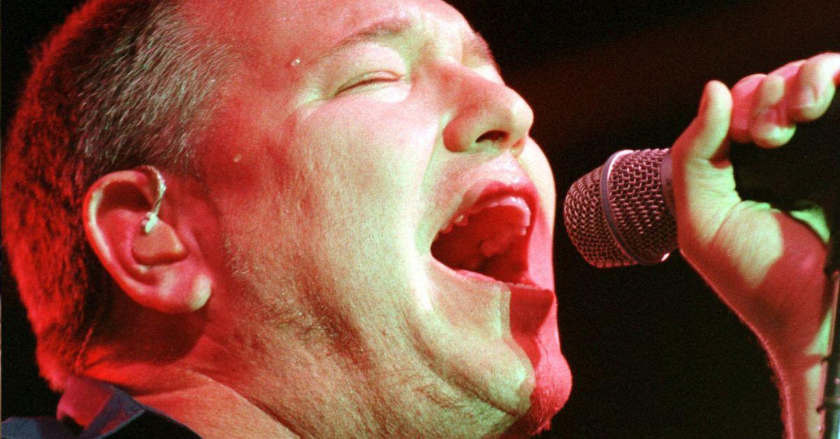 Smash Mouth's Steve Harwell in Final Stages of Liver Failure, Only ...