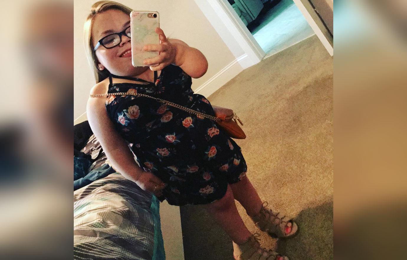 'Bullies Call Me Ugly, Men Fetishize My Size' But New Jersey Woman ...