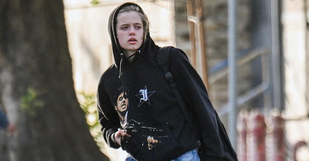 Angelina Jolie's Daughter Shiloh Gets VERY Intimate With Female Dancer ...