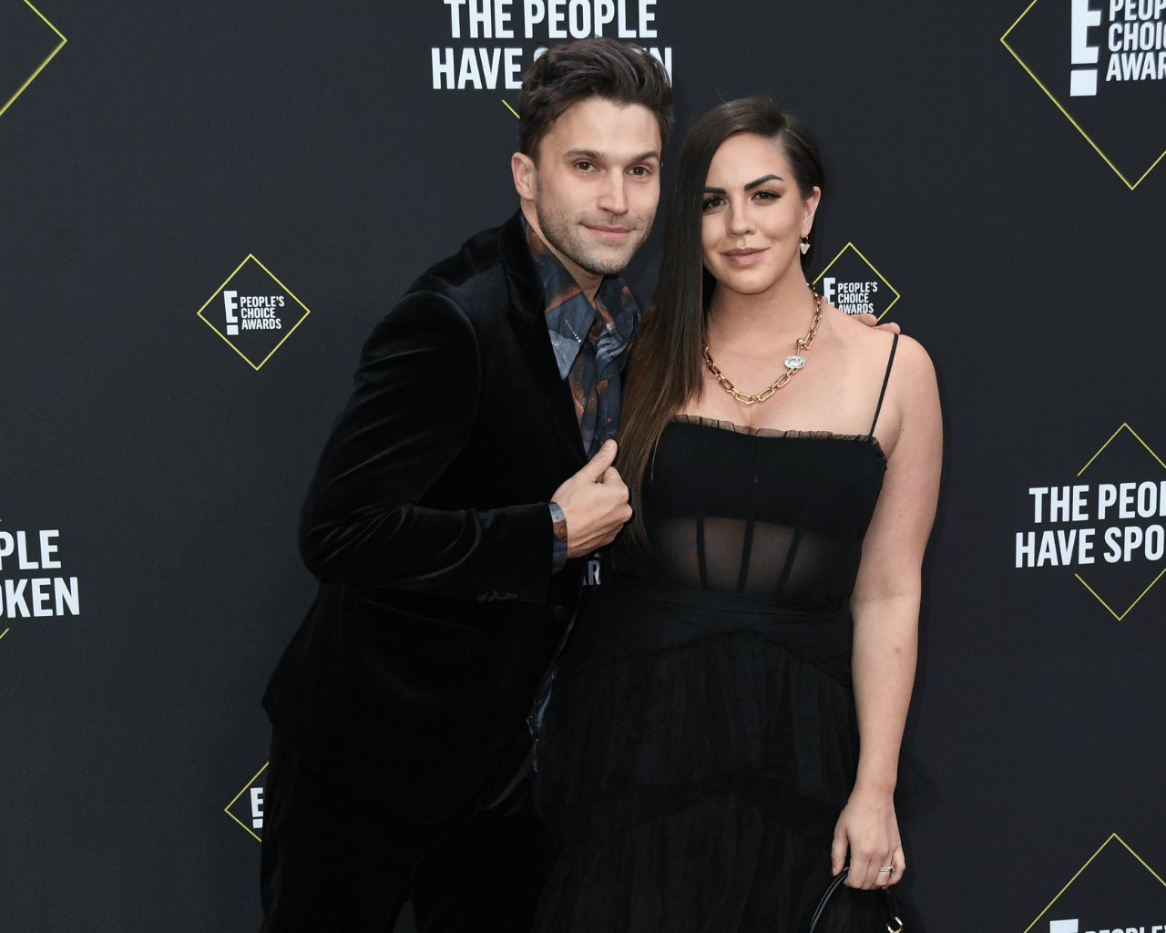 2025 - NEWSScrubbed: 'Vanderpump Rules'-Star Ariana Madix löscht Instagram nach Tom Sandovals ...