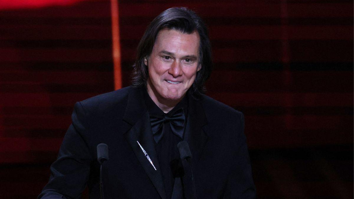 Jim Carrey's Unrecognizable 'New Face' Explained by Top Plastic Surgeon