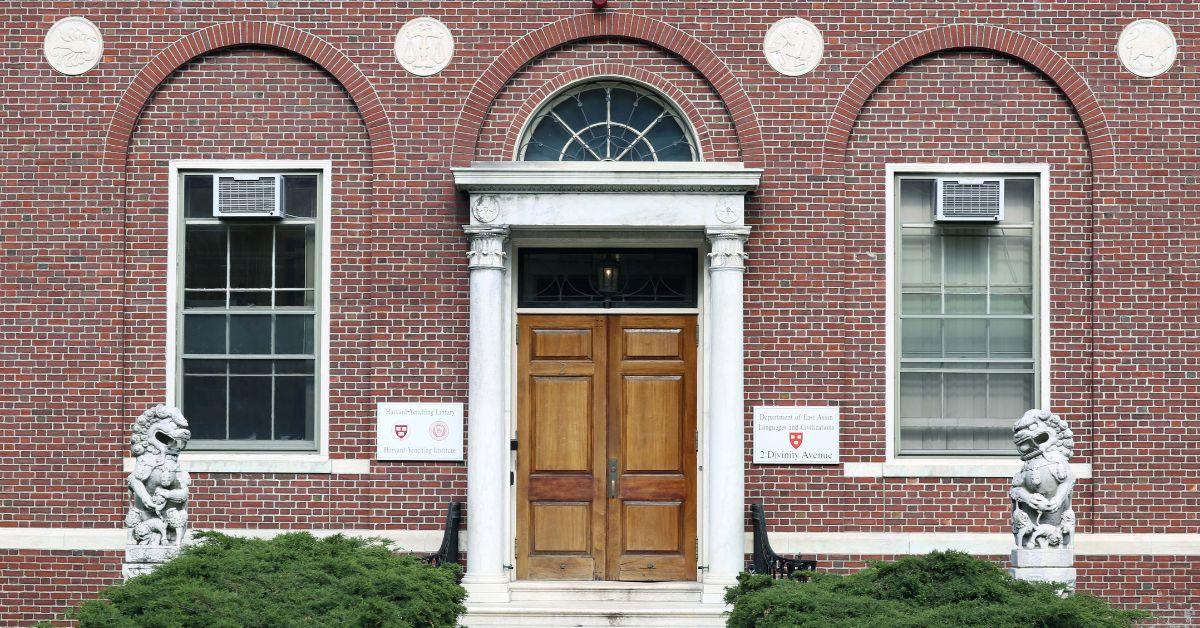Harvard Students Protest When Professor Returns After Harassment Claims
