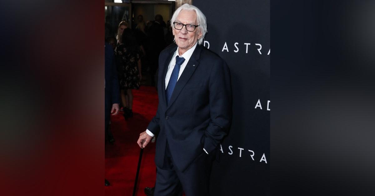 Donald Sutherland Died With Lung Issues: 88-Year-Old Used Oxygen Tank ...