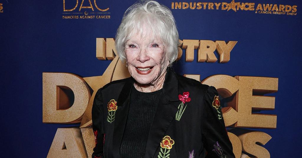 Shirley MacLaine 'Putting Brave Face on Secret Disability and Memory Loss'