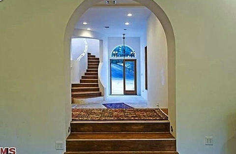 Oscar-Winning Actor Jared Leto Drops $5 Million On Ex-Military Complex ...