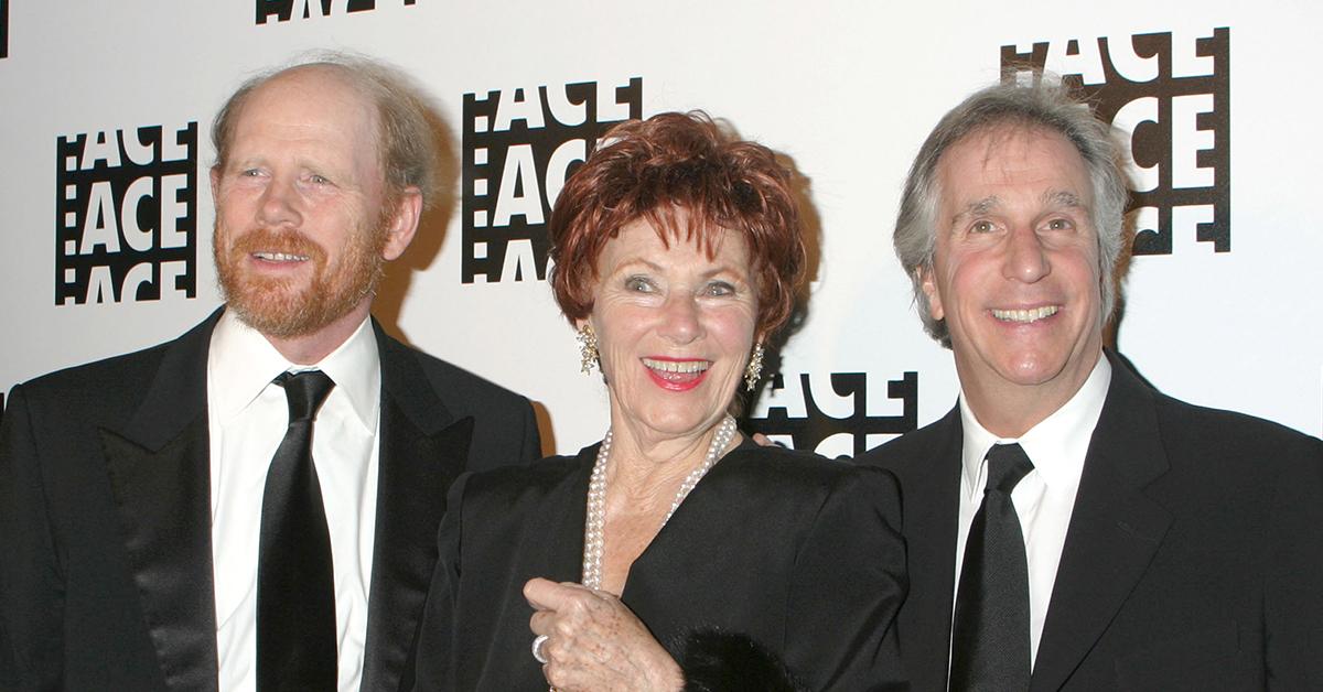 'Happy Days' Mom Begging Ex-Cast For Final Farewell Reunion