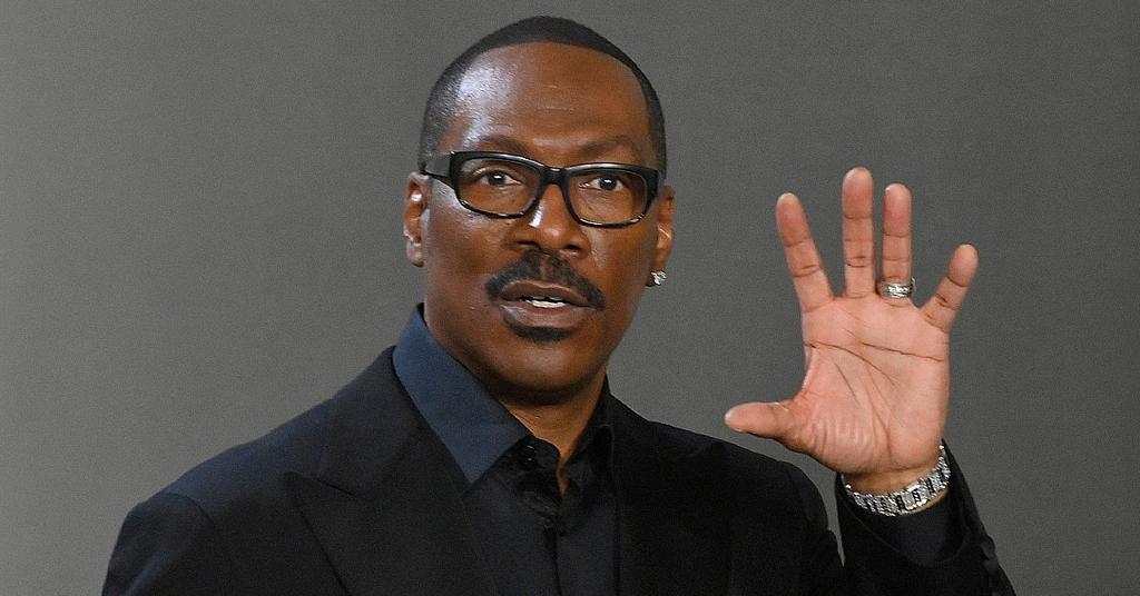 Eddie Murphy 'Living Like Germaphobe Recluse'