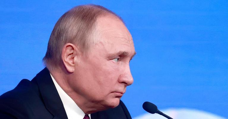 Vladimir Putin Falls Down Stairs' & 'Soils Himself'