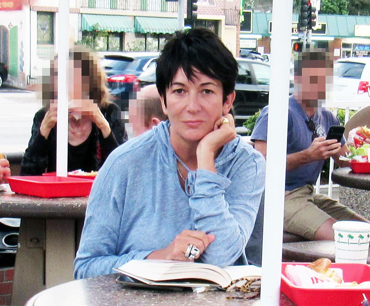 Ghislaine Maxwell Trial: Jury Shown Risqué Photo Of Her Found On ...