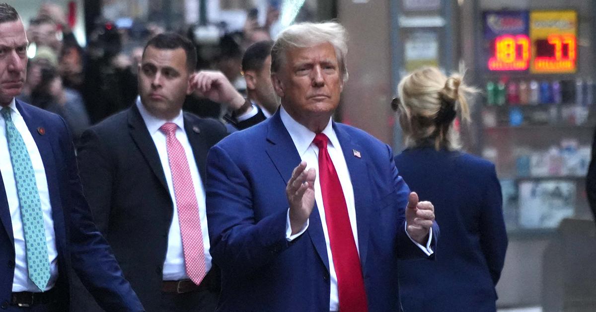 Donald Trump Sparks Health Concerns With 'Dragging' Right Leg