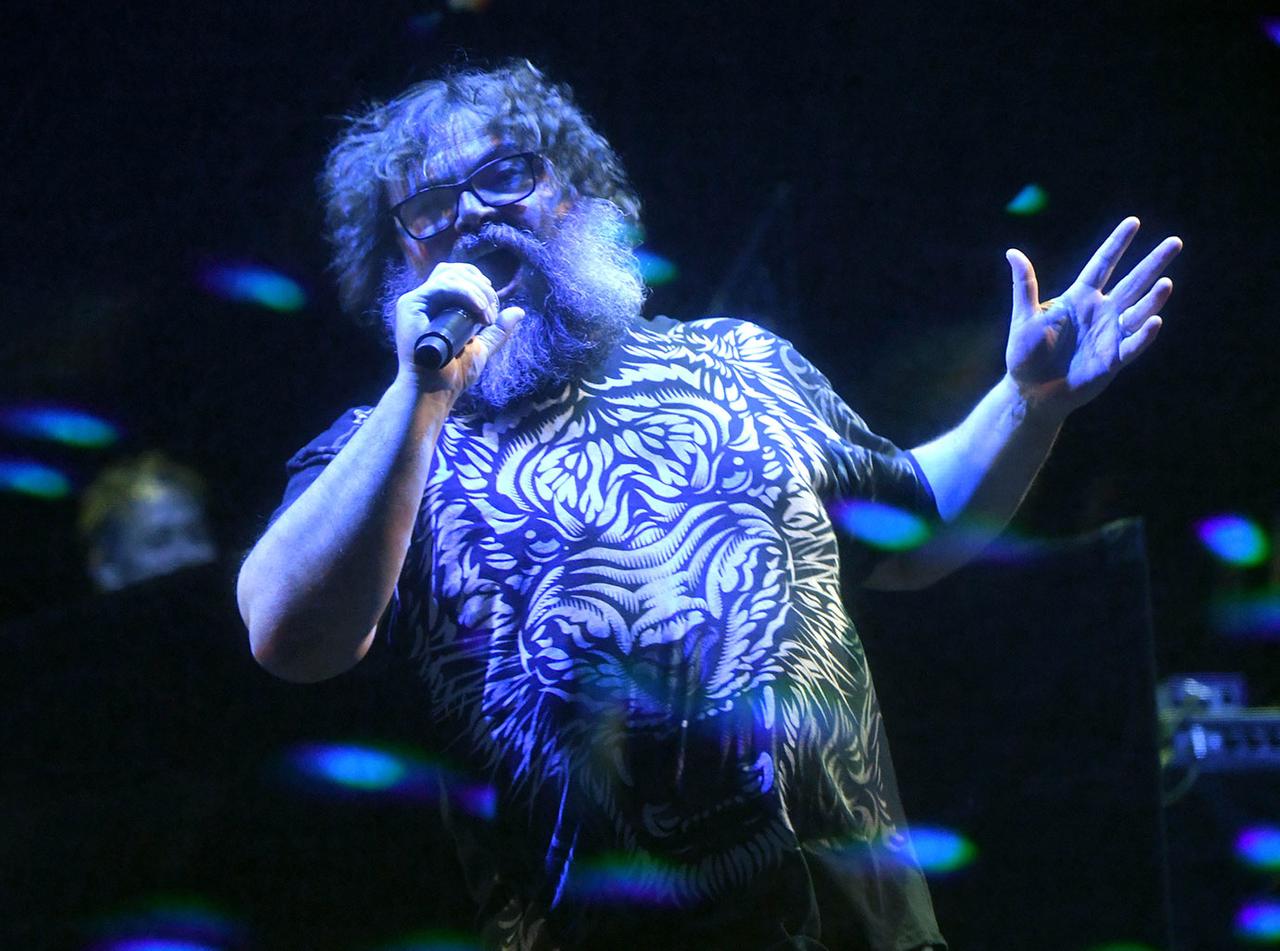 Jack Black Looks Unrecognizable With Huge Beard, Weight Gain During Las ...