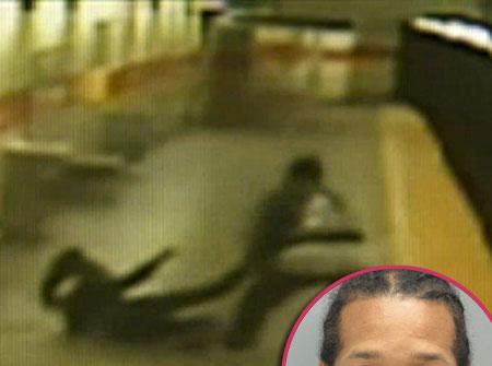 Horrifying Attack! Man Throws Innocent Woman On Subway Tracks In ...