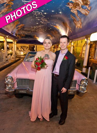 Sinead O’Connor Marries On Her 45th Birthday – In A Pink Cadillac!