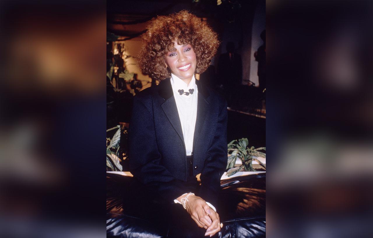Whitney Houston’s Lesbian Lover Tells All On Sex With Singer In Book