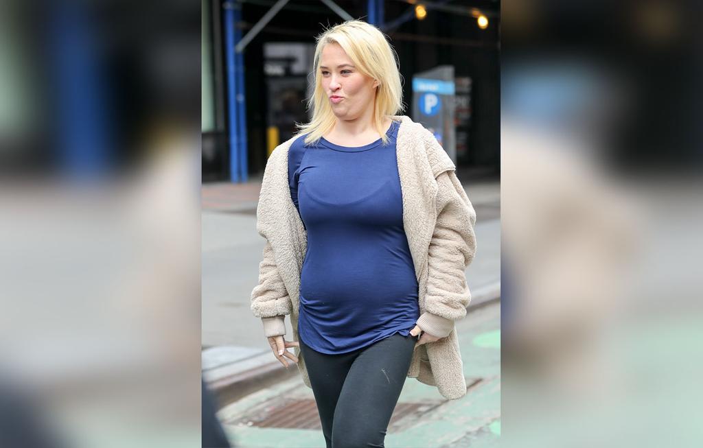 [PICS] Mama June Fat Skinny Weight Loss -- Gains Pounds After Surgery ...