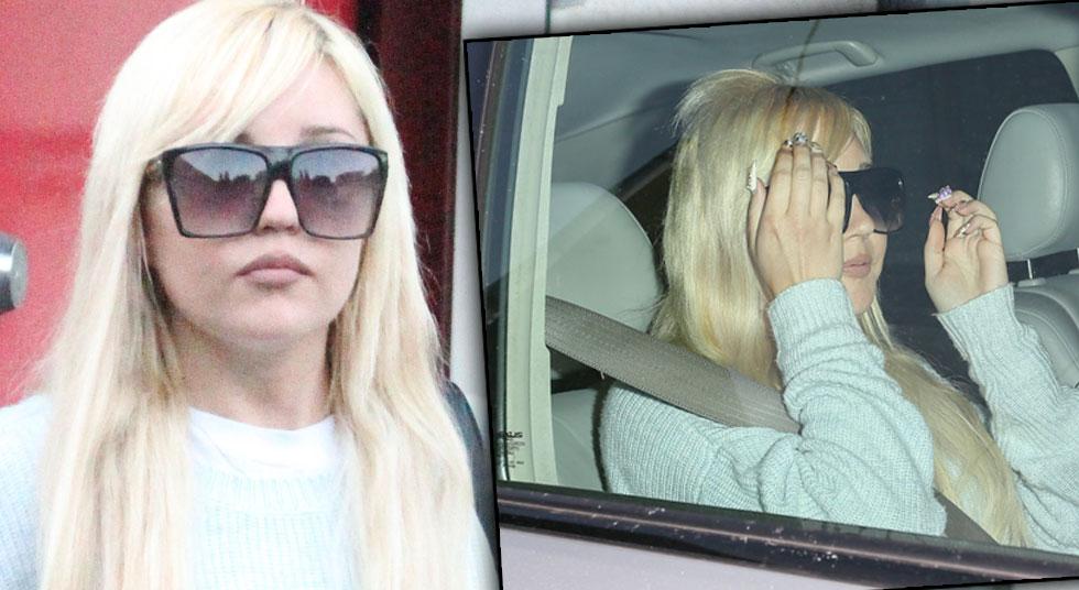 Back On The Scene: Amanda Bynes Spotted Out For The First Time In Three ...