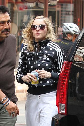 Desperate Measures! Madonna 'Deveined' Wrinkly Skin With 'Drastic ...