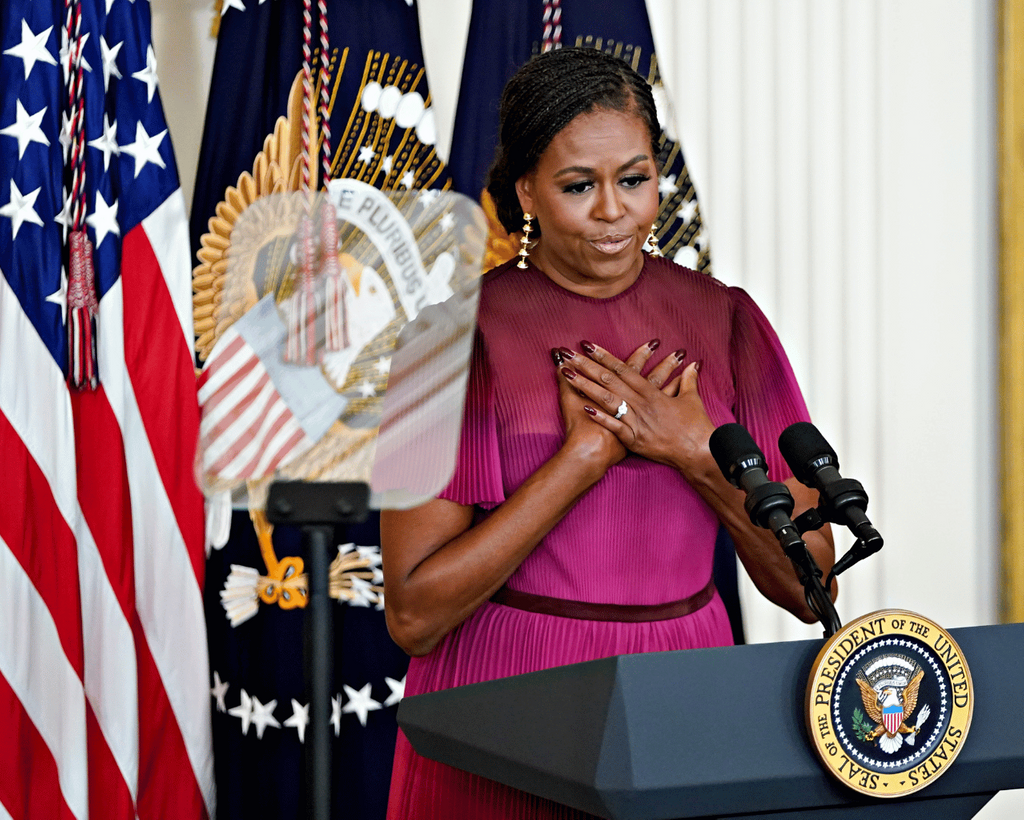 Michelle Obama Admits She 'Couldn't Stand' Barack During Early Years Of ...