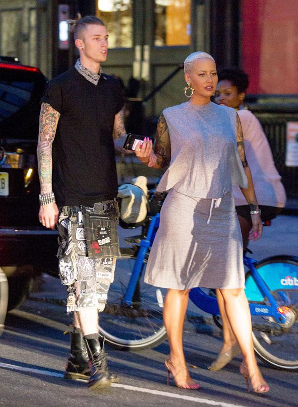 Dangerous Date? Amber Rose Debuts Bad Boy Boyfriend Machine Gun Kelly ...