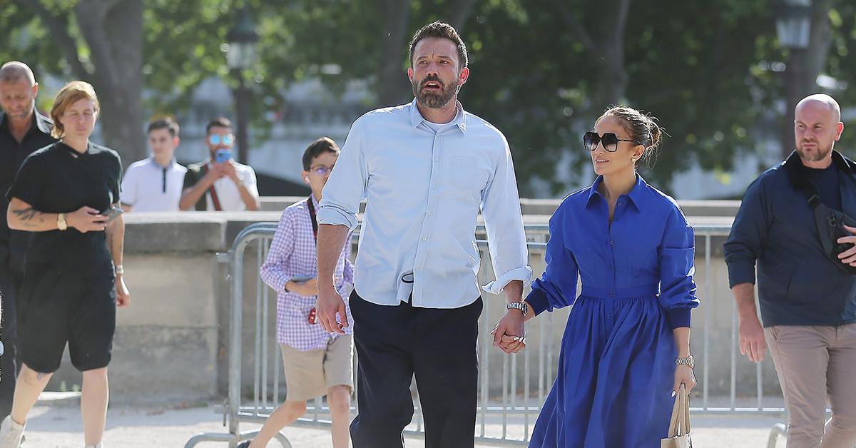 Ben Affleck & J Lo Hold Hands After He Cries At Dinner