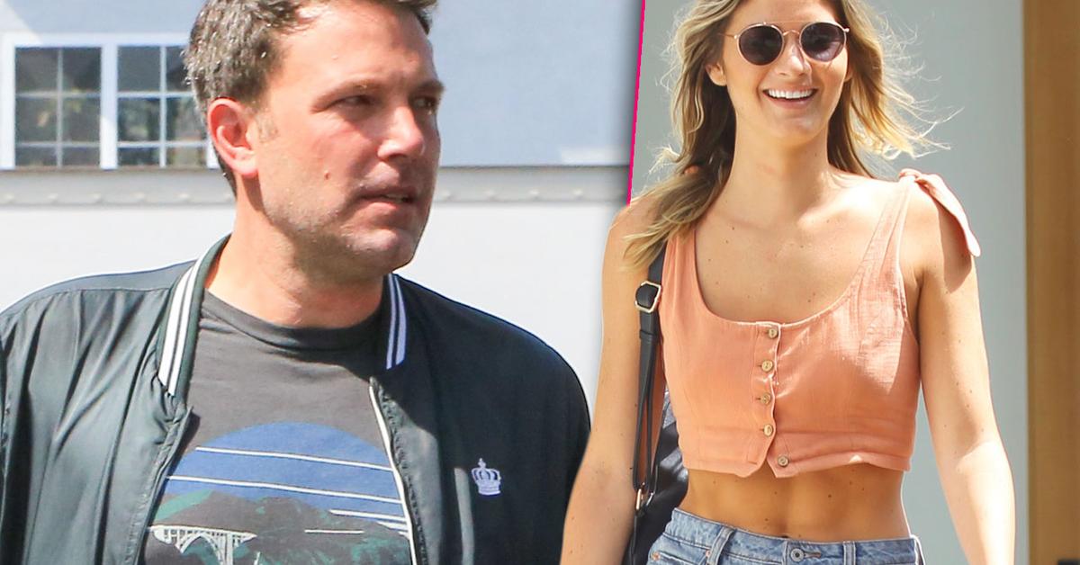 Ben Affleck Spoiling Playboy Girlfriend Shauna Sexton, As His Bank ...