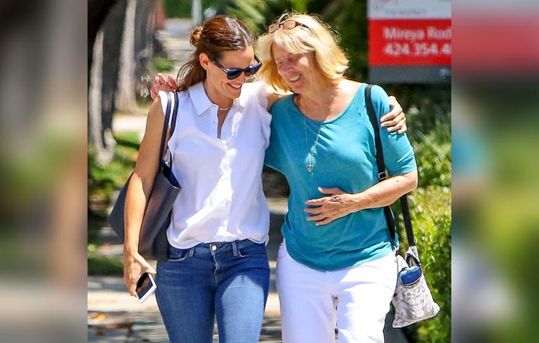 Jennifer Garner & Boyfriend John Miller Relationship Still Strong