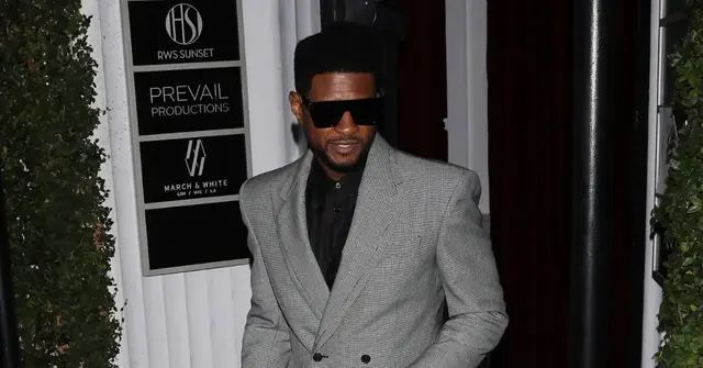 Usher Performs At 'Lovers And Friends' Show With No Visible Injuries