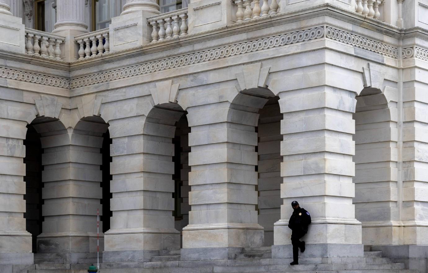 U.S. Capitol Police Lockdown Senate Buildings, Searching For Potential ...