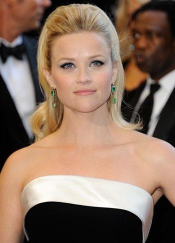 Reese Witherspoon Hit By A Car, Rushed To Hospital