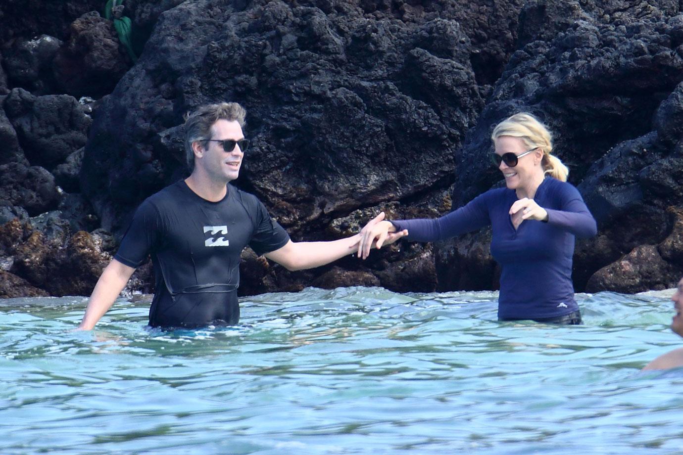[PICS] Megyn Kelly Bikini Wetsuit Hawaii -- Vacation Before Today Show Job