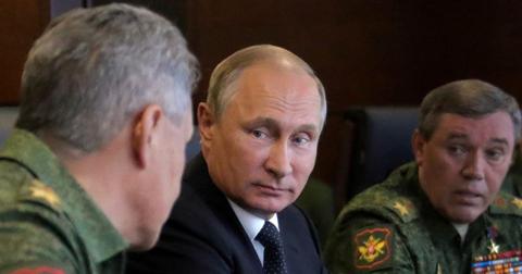 Russian Serial Killer Who Murdered 83 Women Volunteers To Fight In Ukraine