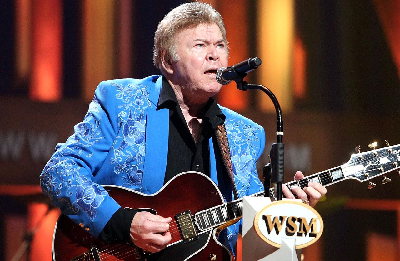 ‘Hee Haw’ Star Roy Clark Dies At 85