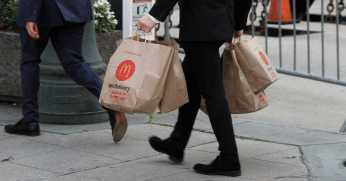 Donald Trump Pigs Out on McDonald's, Orders Massive Delivery to Courthouse