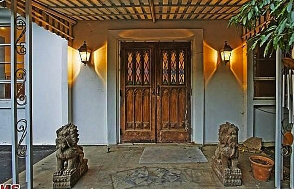 Oscar-Winning Actor Jared Leto Drops $5 Million On Ex-Military Complex ...