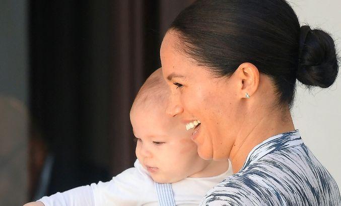 Prince Harry, Meghan Markle Face Surrogacy Claims As Son's Birth Doubted