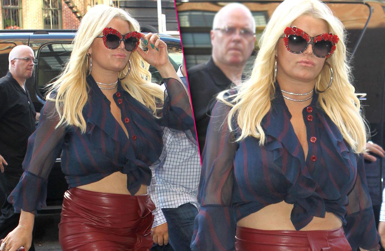 Jessica Simpson Shows Curves & Belly In Red Leather Skirt