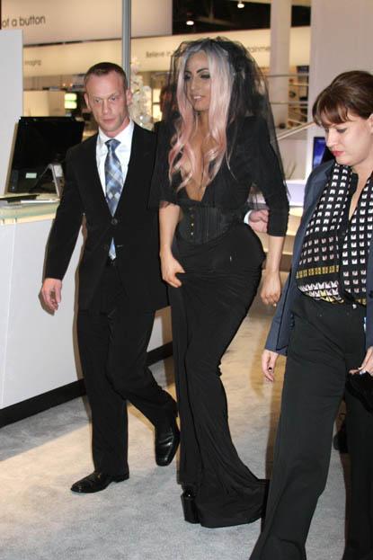 PHOTOS: Lady Gaga -- Bride In Black