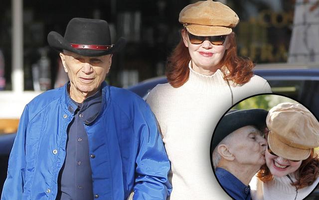 [PICS] Robert Blake Fiancée Pamela Hudak After Acquitted Killing Wife