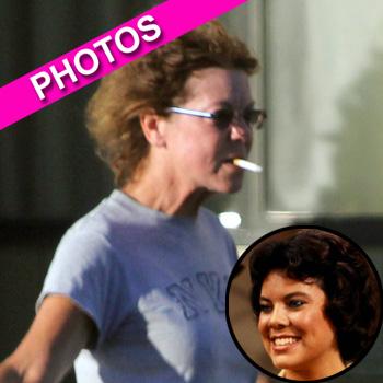 Hard-Partying Happy Days Alum Erin Moran Pictured Homeless & Haggard