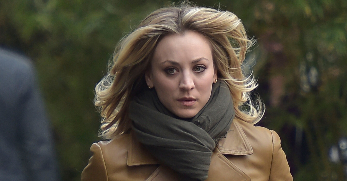 Kaley Cuoco Seen Smoking On Set Of 'The Flight Attendant' Season Two ...